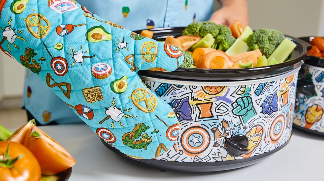 Marvel and BoxLunch Team Up for Brand New Eat the Universe Collection ...